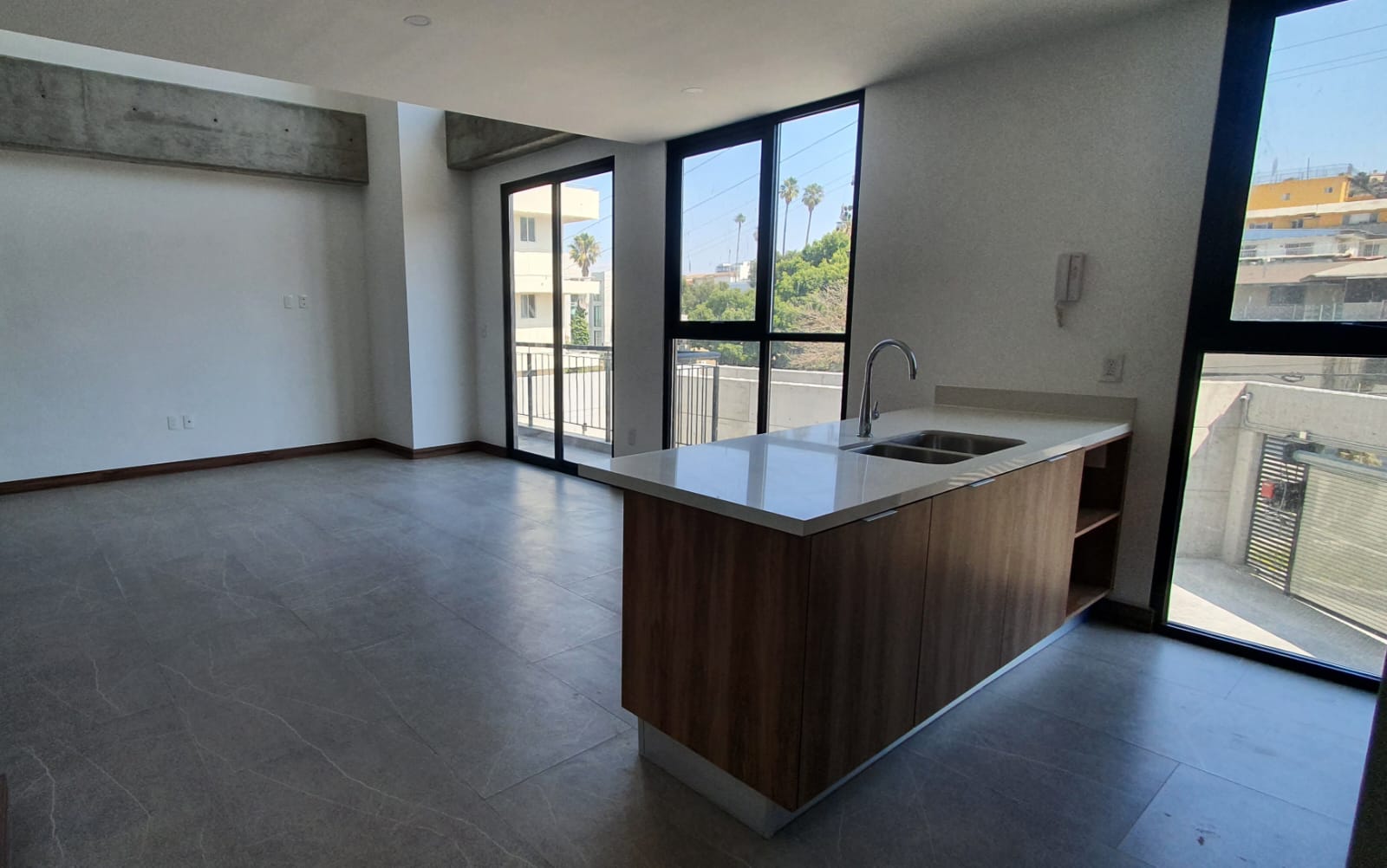 ¿Qué es mejor construir o comprar casa?